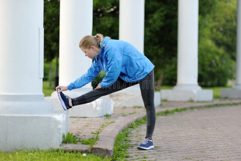 Exercise Woman Stretching Hamstring Leg Muscles Duing Outdoor Ru Stock ...