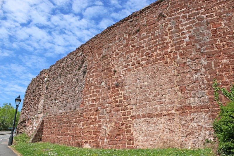 Exeter City Walls, Devon stock image. Image of devon - 139294447