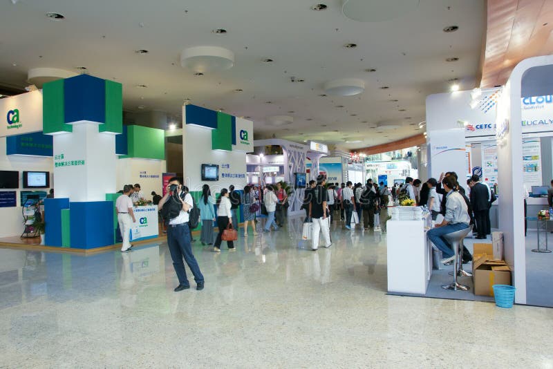 Exhibition Hall of Large Machinery and Equipment Editorial Photography ...