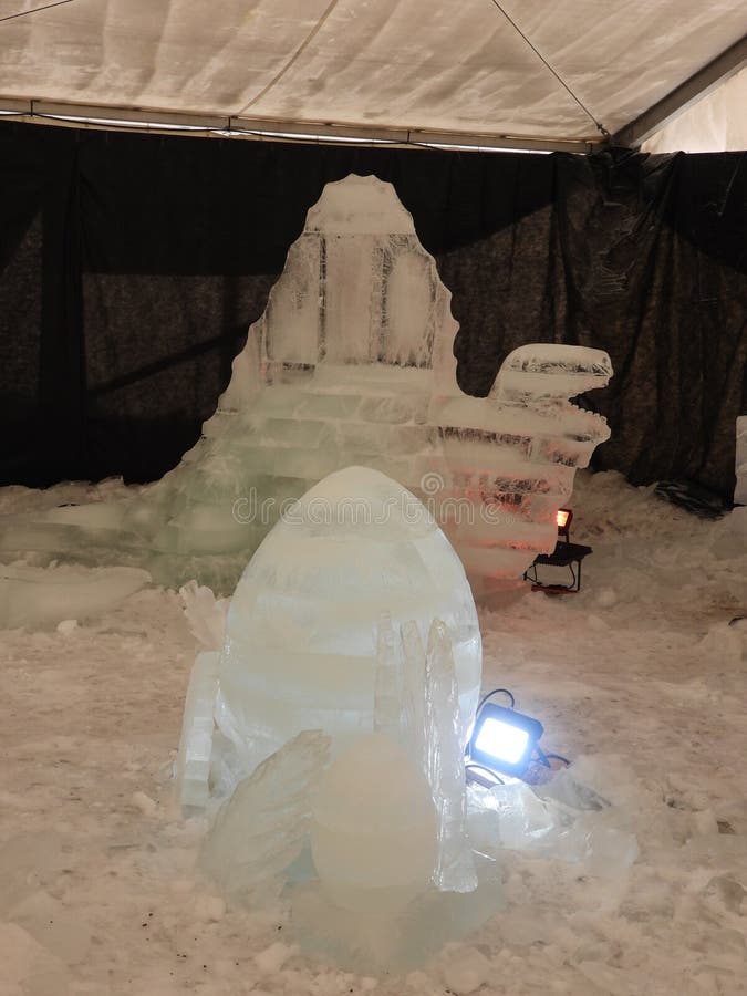 An Exhibition of Ice Sculptures with a Dinosaur Theme 33 Editorial ...