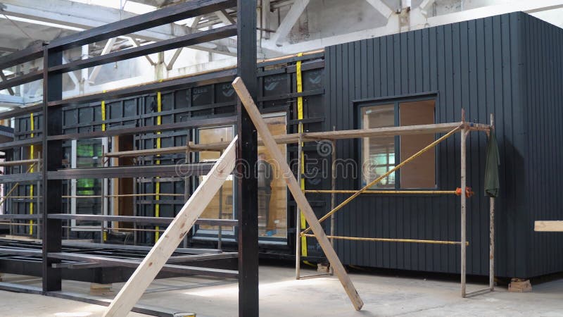 Exhibition of New and Modern Prefabricated Modular House from Composite ...