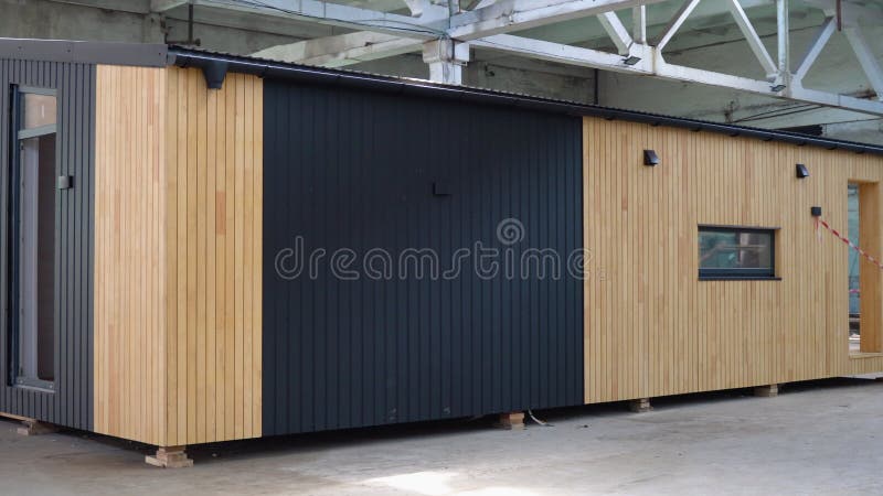 Exhibition of New and Modern Prefabricated Modular House from Composite ...