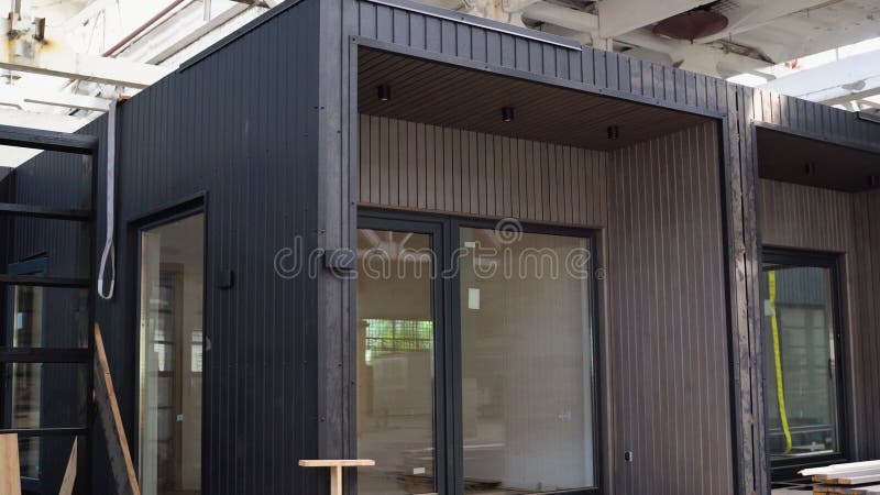 Exhibition of New and Modern Prefabricated Modular House from Composite ...