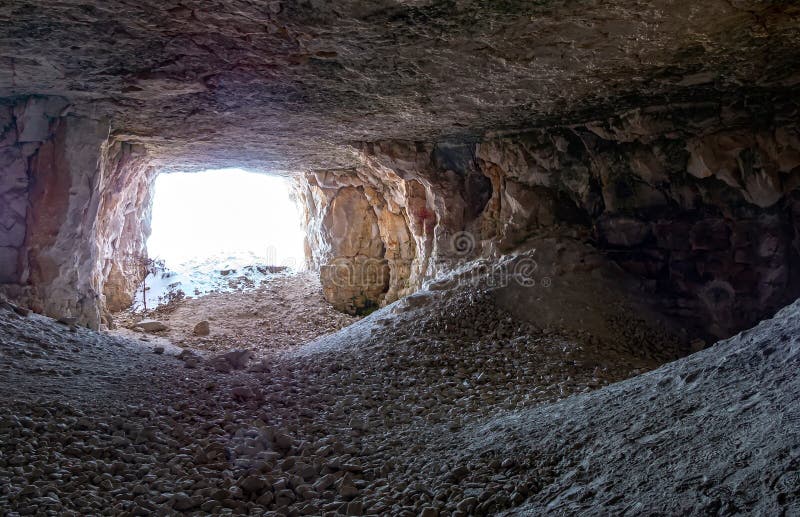 Exit from the Mountain Cave Stock Image - Image of rock, light: 213745289