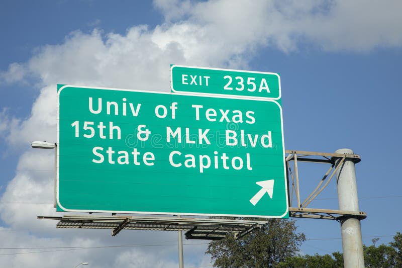 Exit University of Texas and State Capitol in Austin from Interstate 35 ...