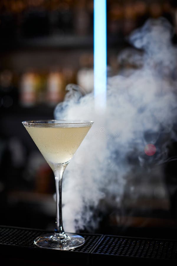 The Exotic Alcoholic Cocktail with the Smoke Stock Image - Image of ...