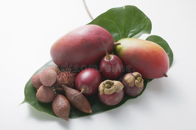Exotisch fruit stock foto. Image of regeling, vers, vrucht - 7675720