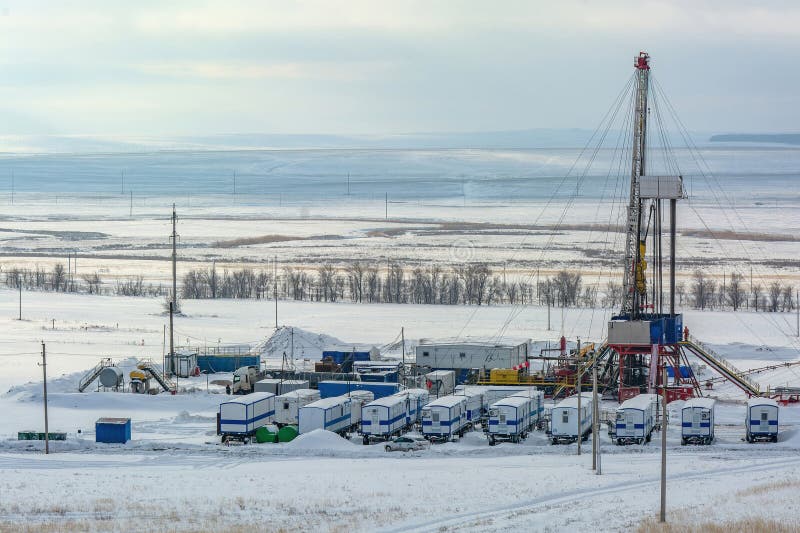 Drilling Rig for Drilling Wells for Oil and Gas. Winter. Day. Drilling ...