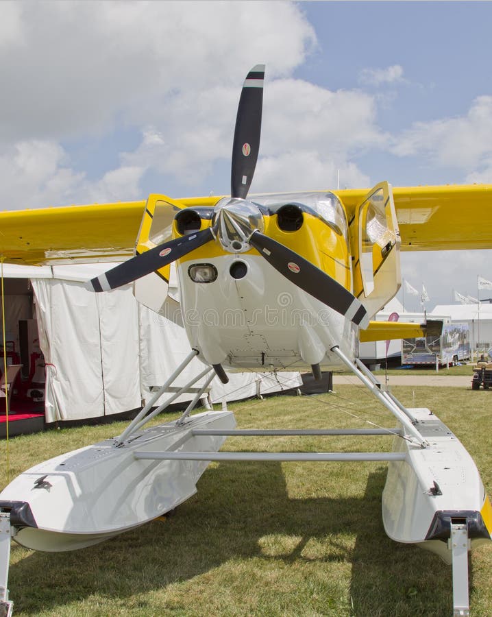 Expedition 350 Sea Plane Front View Editorial Image - Image of show ...