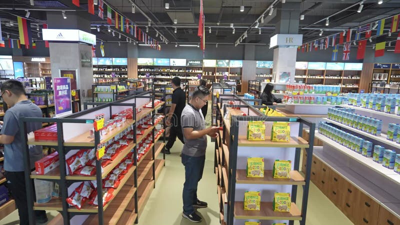 Bonded Zone Shopping, Cross-border E-commerce [4K Stock Video - Video ...