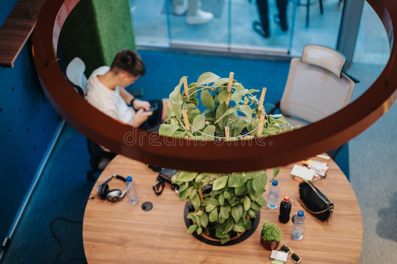 Experienced Business Leaders Sharing Knowledge in a Successful ...