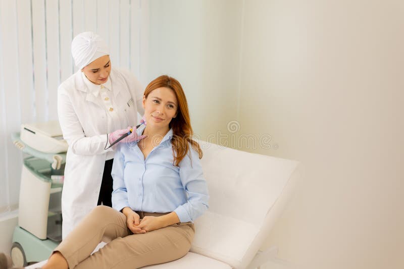 Expert Electrocautery Procedure for Wart Removal in a Serene Clinical ...