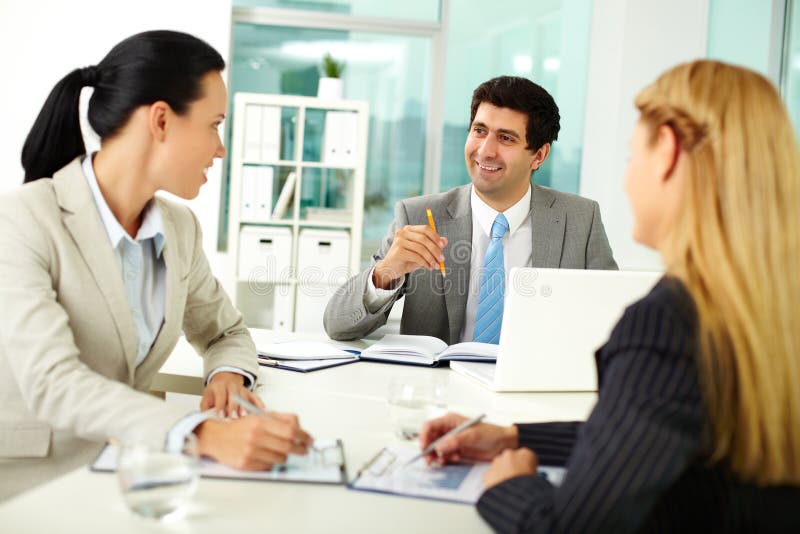 Explaining ideas stock image. Image of focus, brainstorming - 23040007