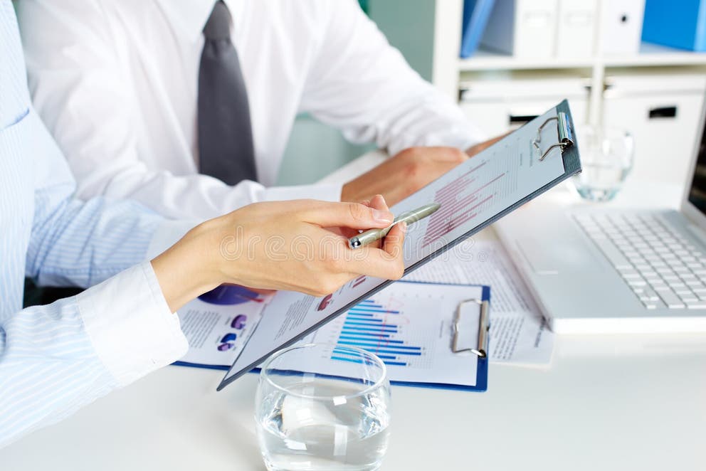 Explication image stock. Image du occupé, amélioration - 28376333