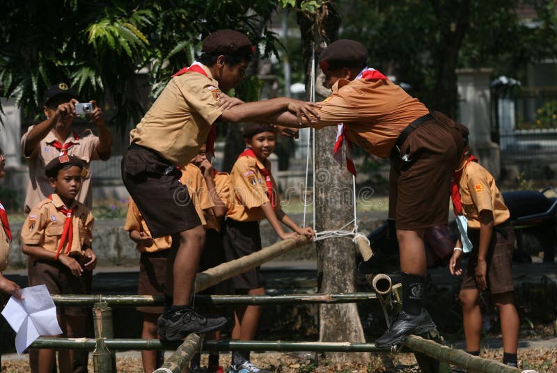Explorador foto de archivo editorial. Imagen de ciudad - 33299838