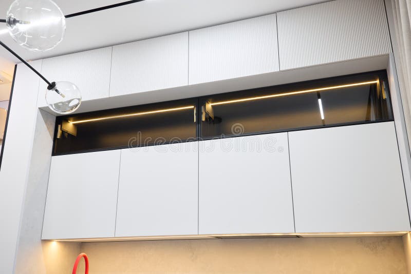 Explore the Beauty of Modern Kitchen Cabinets that Come with Innovative ...