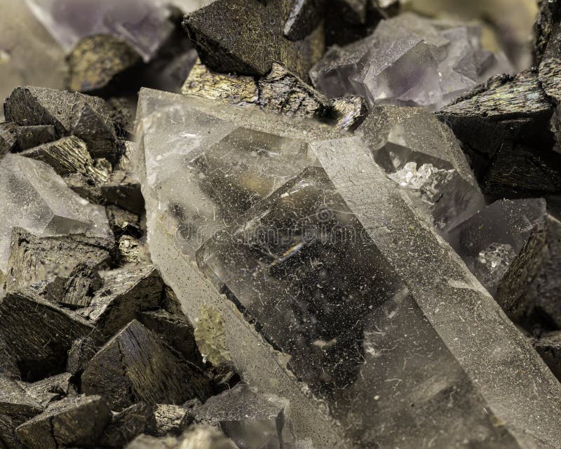 Explore the Beauty of Nature with this Detailed Image of a Crystal ...