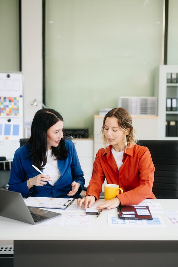 Explore Dynamic UX, UI Designs with Wireframes, Prototyping, Teamwork ...