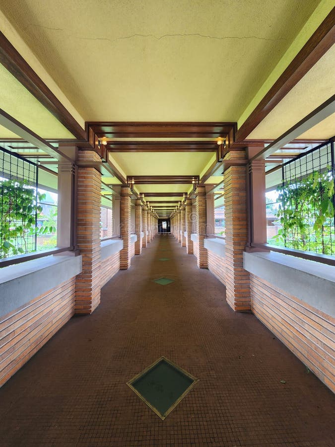 Exploring the Martin House stock image. Image of palace - 324527697