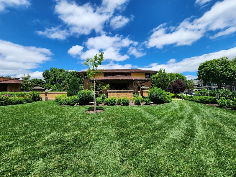 Exploring the Martin House stock image. Image of martin - 324527733