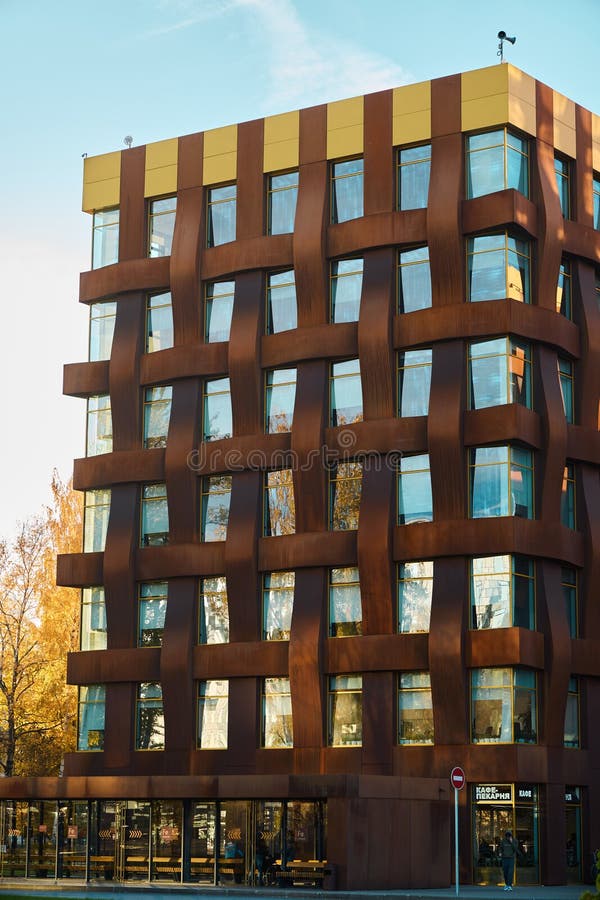 Exploring Modern Architectural Design Featuring an Innovative and ...