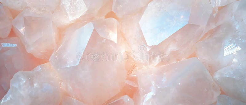 Exploring the Unique Texture and Optical Properties of Quartz Crystals ...