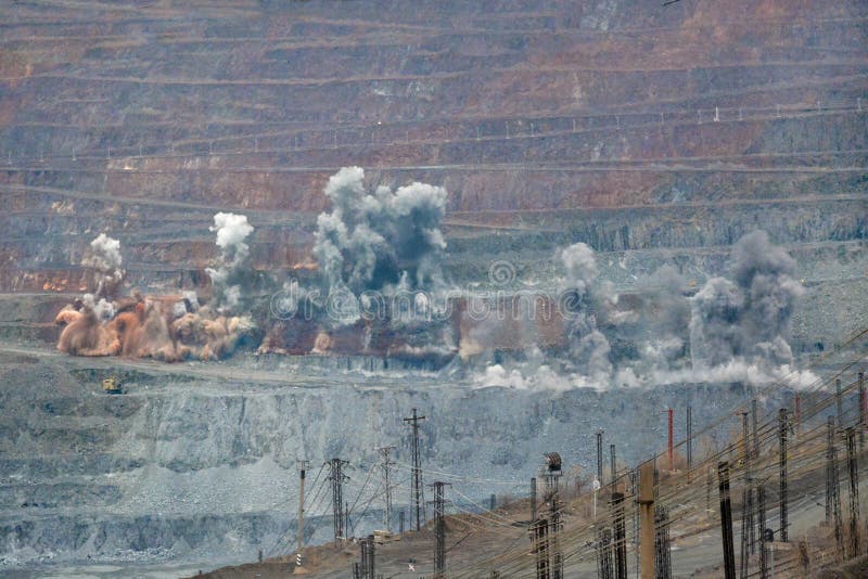 Quarry explosion stock image. Image of industry, stones - 15700011
