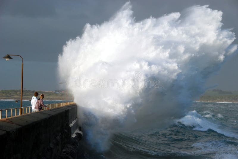Explosive wave stock image. Image of coast, pier, wave - 43253591
