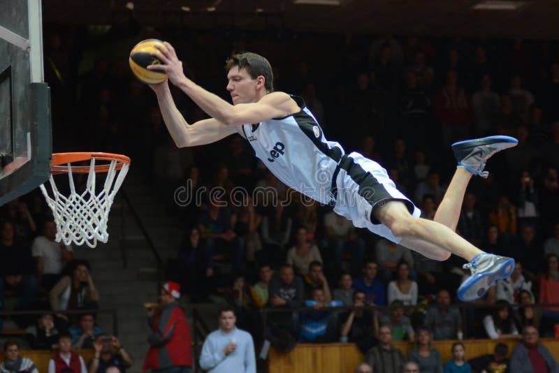 Exposition Acrobatique De Basket-ball Image éditorial - Image du ...
