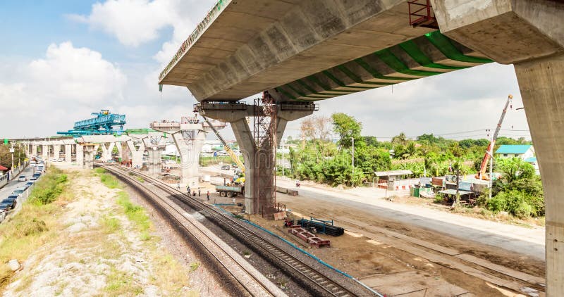 Bridge Girder Erection Machine for Highway Construction Working with ...