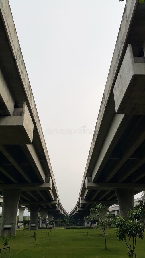 The expressway stock image. Image of symmetry, street - 86030101