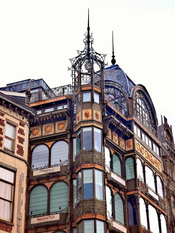 The Exquisite Art Nouveau Architecture of the Old England Building in ...