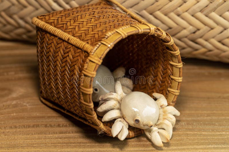 Exquisite, Handmade, Pottery, Crab, Bamboo Weaving, Basket Stock Image ...