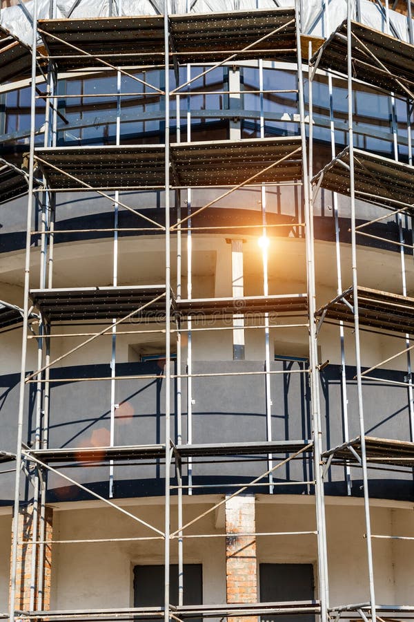 Extensive Scaffolding Providing Platforms for Work in Progress on a New ...