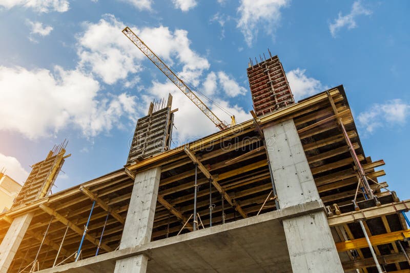 Extensive Scaffolding Providing Platforms for Work in Progress on a New ...