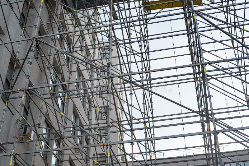 Extensive Scaffolding Providing Platforms for Work in Progress on a ...