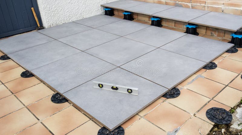 Exterior Pavement Tiles Floor Installation Terrace and Adjustable Plots ...