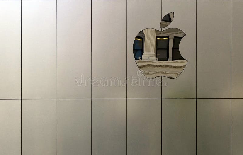 Exterior of San Francisco Apple Store in Union Square Editorial Image ...