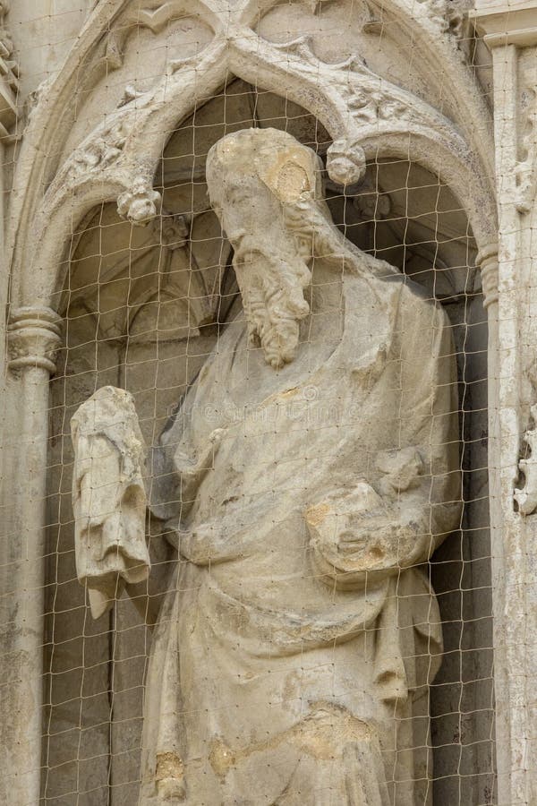 Exterior Sculpture at Exeter Cathedral Stock Image - Image of city ...