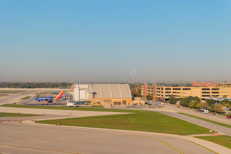 Exterior View of the Atlantic Aviation MDW Editorial Image - Image of ...