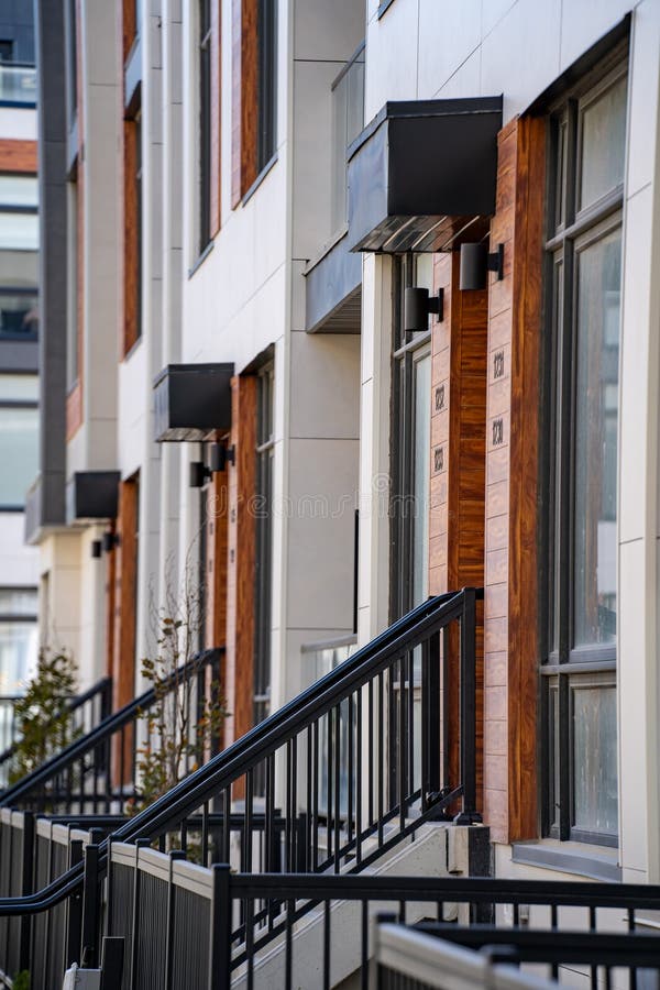 Exterior View of Modern Apartment Building Offering Luxury Units Stock ...