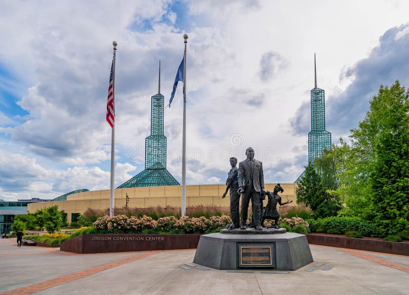 Exterior View of the Oregon Convention Center Editorial Stock Image ...