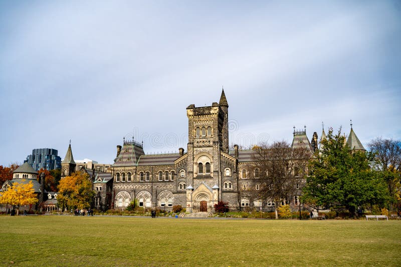 Exterior View of the University of Toronto. Editorial Photo - Image of ...