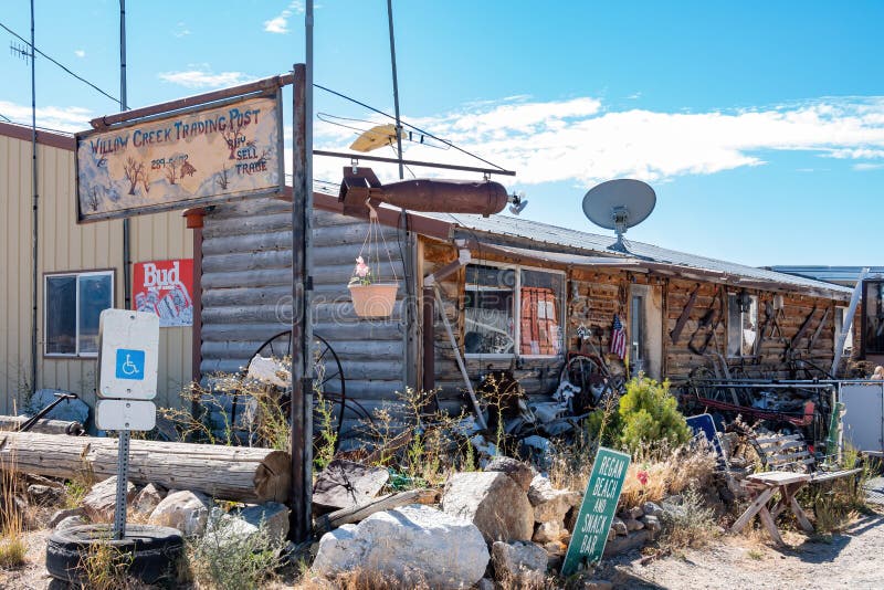 Exterior View of the Willow Creek Trading Post Editorial Stock Photo ...