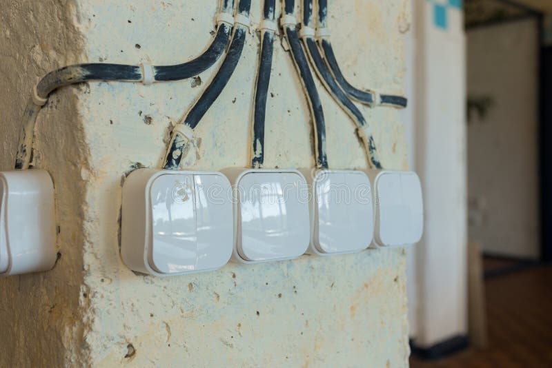 External Wiring of Black Wires in a Column for Light Switches in an ...