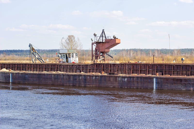 Extraction of Construction River Sand Using a Special Vessel Dredger ...