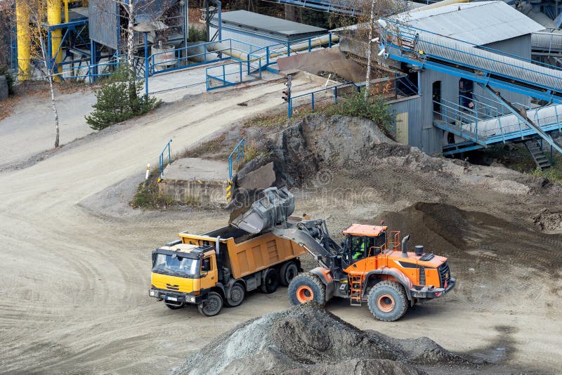 Extraction of Gravel in a Quarry and Loading with a Wheel Loader Stock ...