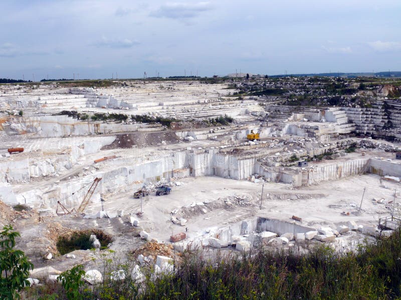 Tatlock Quarry editorial image. Image of white, extracting - 60739780
