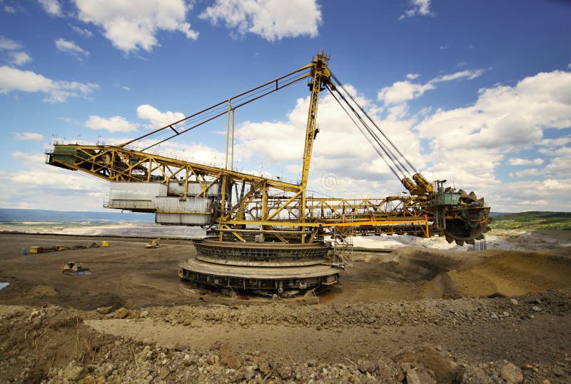 Extraction of Soil and Excavator Stock Photo - Image of steel, heavy ...