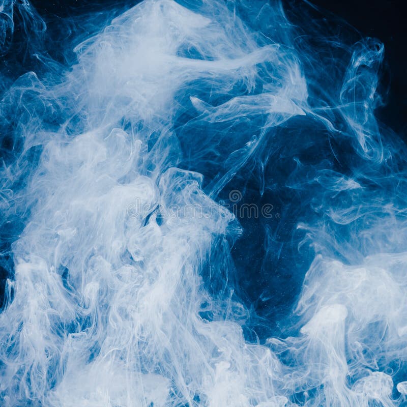 Extracto Del Agua Del Humo Del Chapoteo Imagen de archivo - Imagen de ...